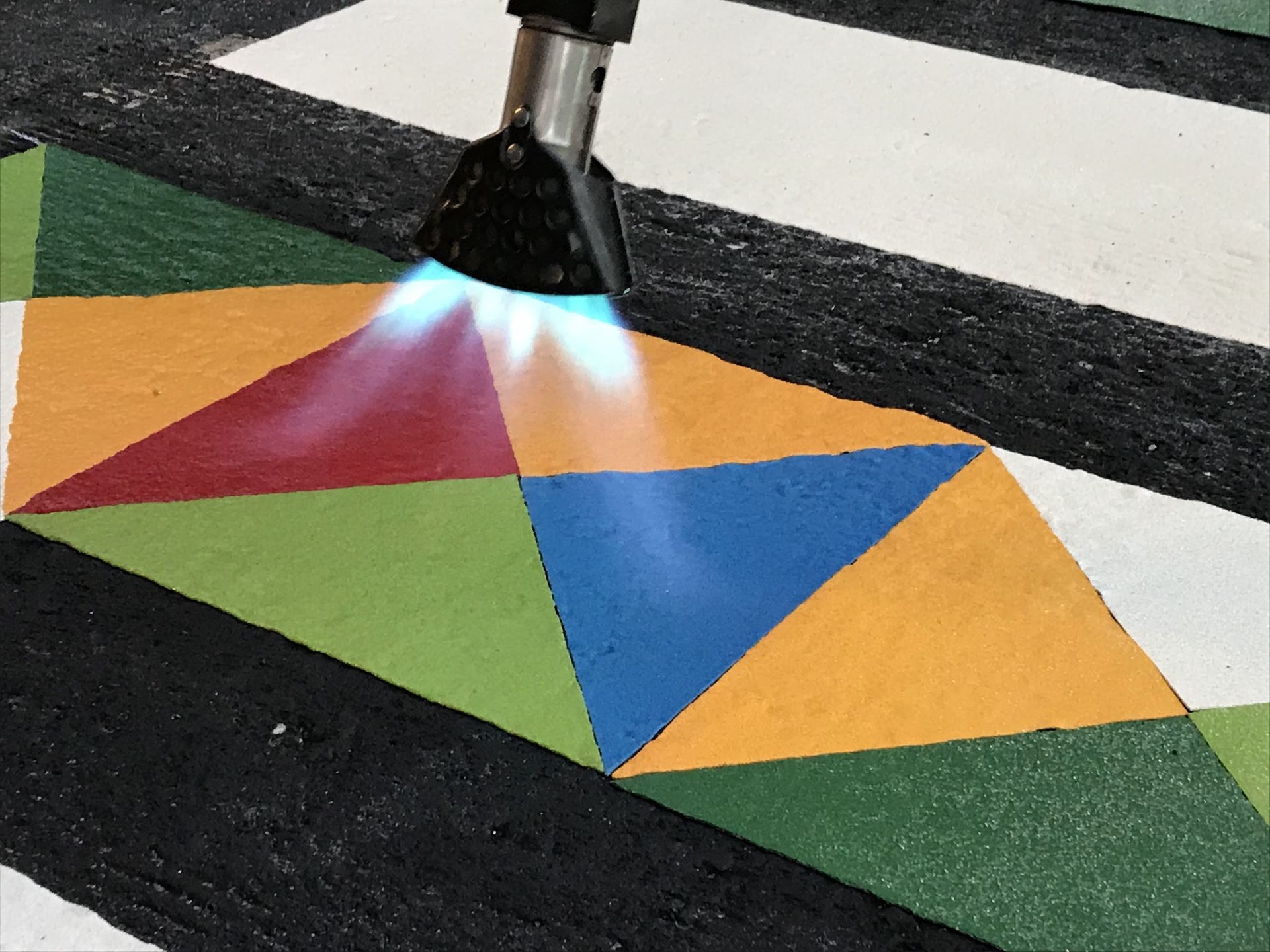 PINTURA TERMOPLÁSTICA PREFORMADA